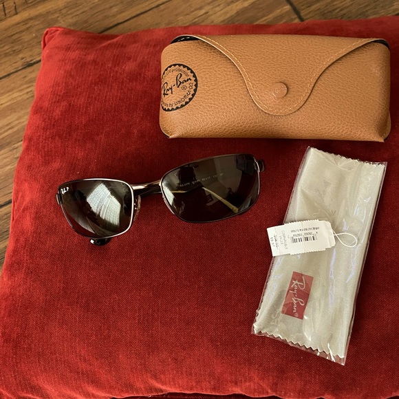 Ray-Ban | Accessories | Ray Ban Polarized Women Sunglasses | Poshmark